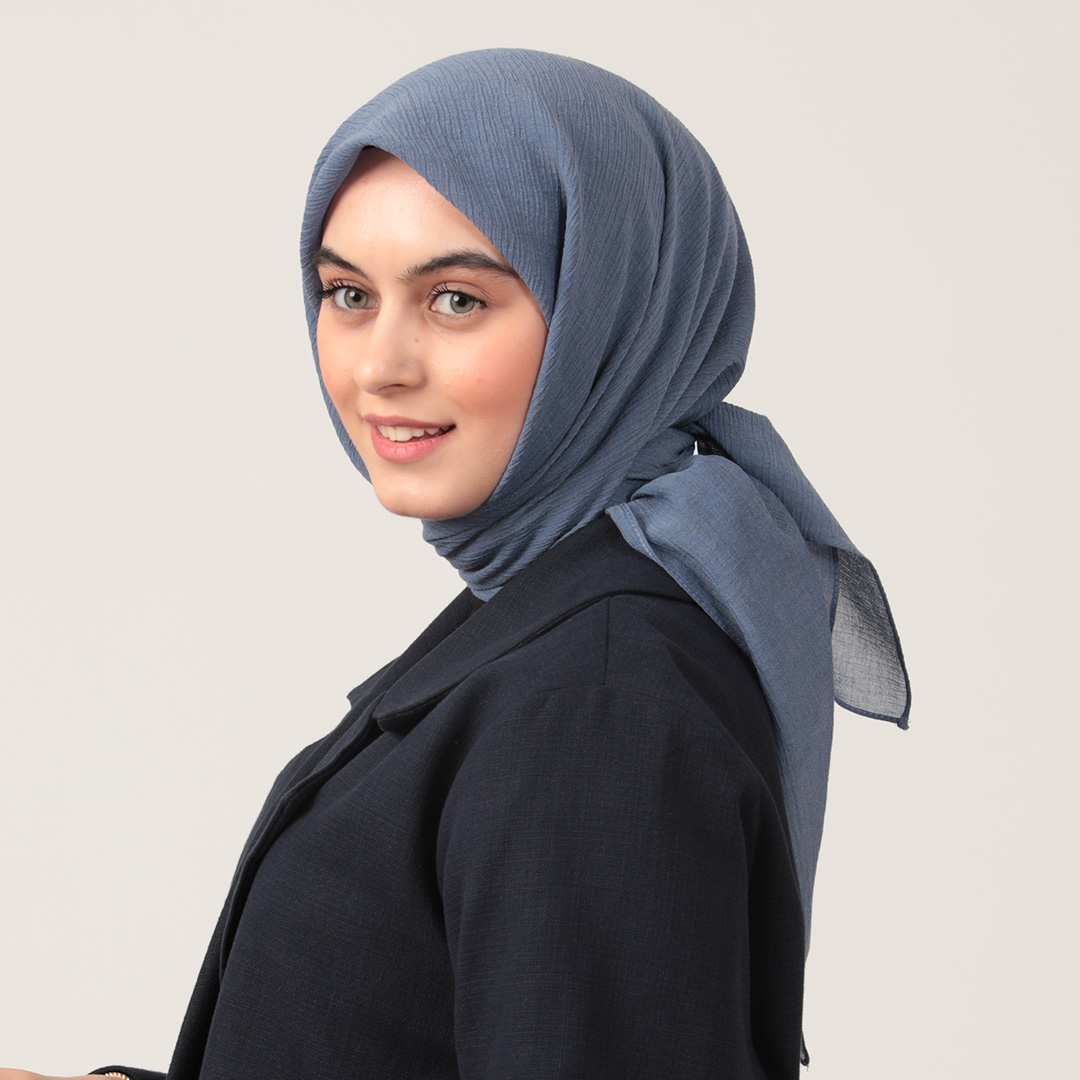İnce Krinkıl Yazlık Eşarp - Mavi | ipekistanbul İnce Krinkıl Yazlık Eşarp - Mavi | ipekistanbul